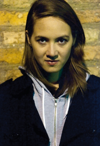 Sophie Hunger: Die Kosmopolitin | EMMA